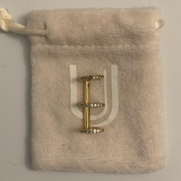 Uncommon James | Jewelry | Uncommon James Gold Downtown Ear Cuff | Poshmark